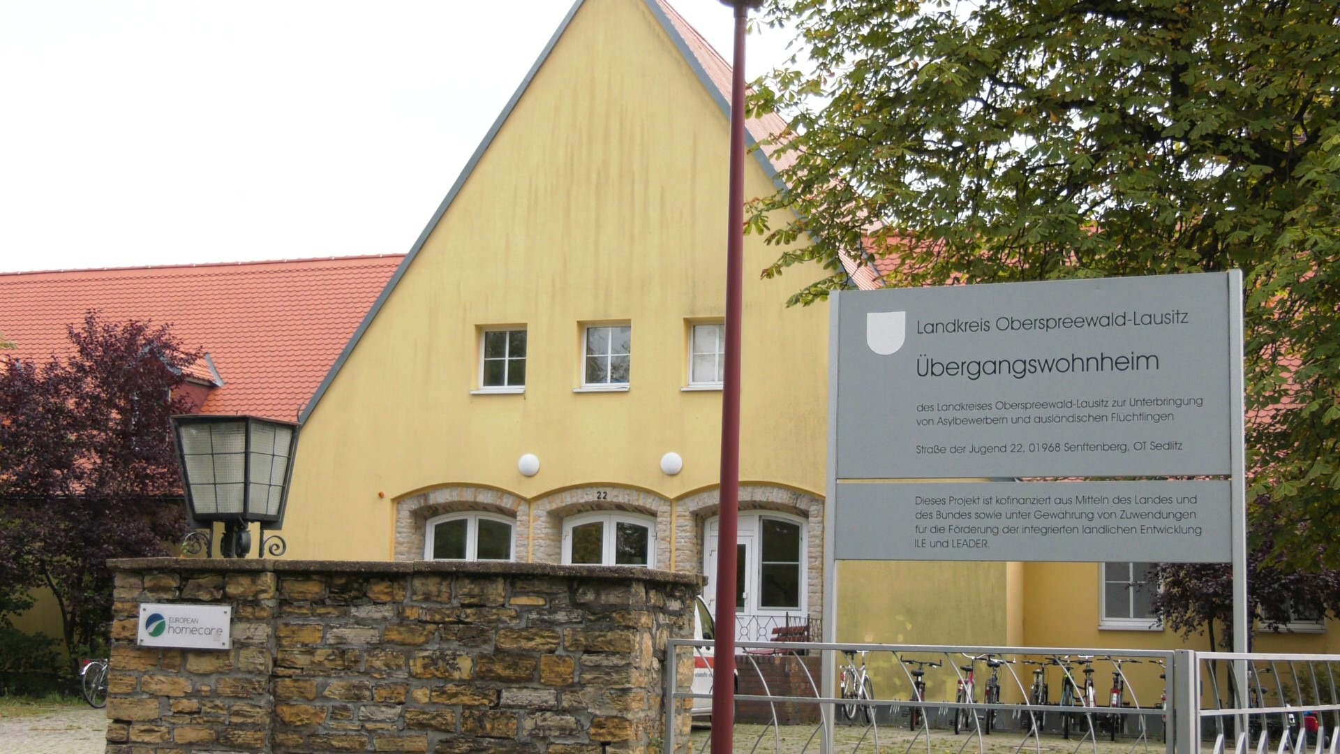 OSL-Kreis erwartet 2025 rund 200 Asylbewerber | seenluft24 fernsehen ...